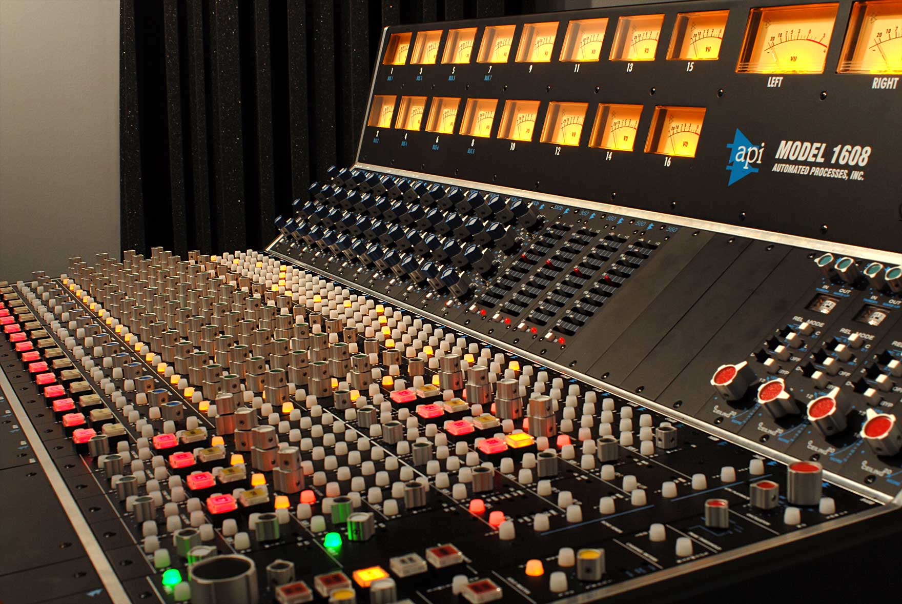 API Introduces Console At AES - API: Automated Processes, Inc.