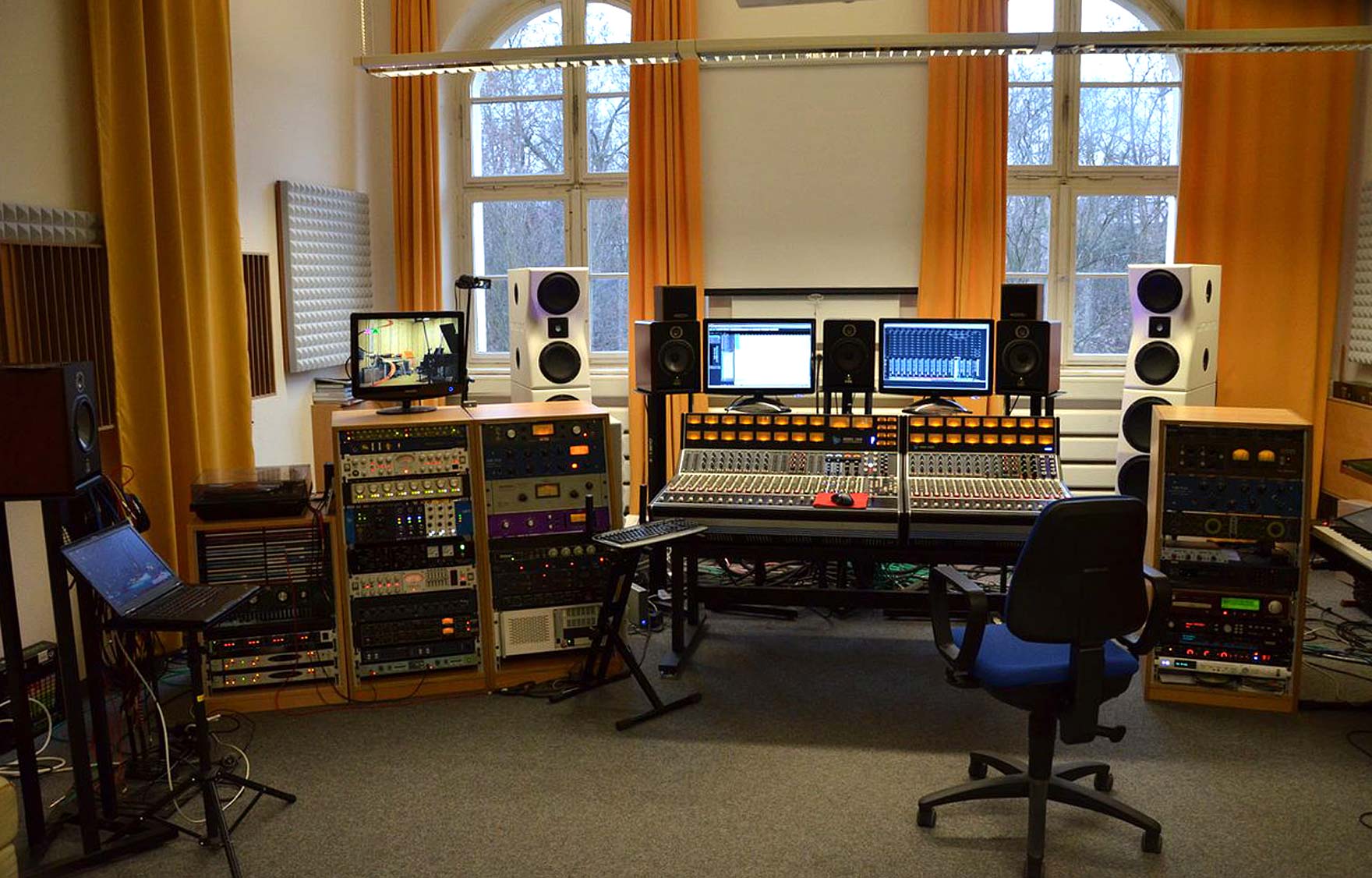 API 1608 Graduates to Nuremberg University of Music - API: Automated ...